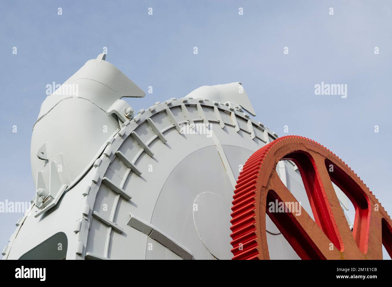 Grey bucket-wheel excavator with red cog wheel Stock Photo - Alamy