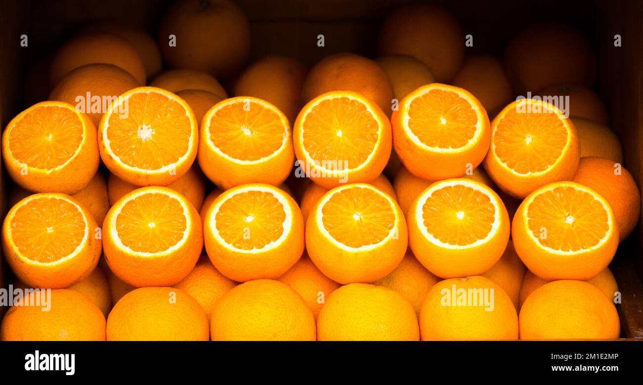 Load of the fresh fruit of orange in view Stock Photo - Alamy