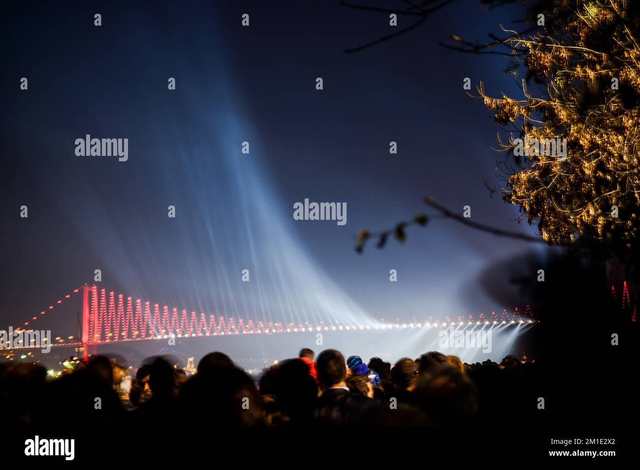 Crowd watch fireworks show over the Istanbul City View of Bosporus ...
