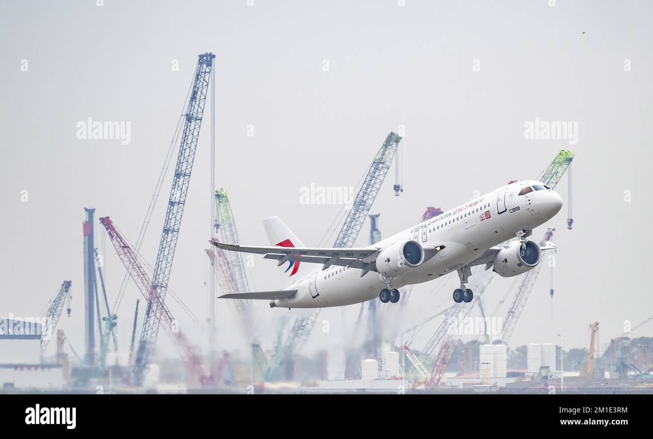 The first C919, China's first self-developed trunk jetliner was ...
