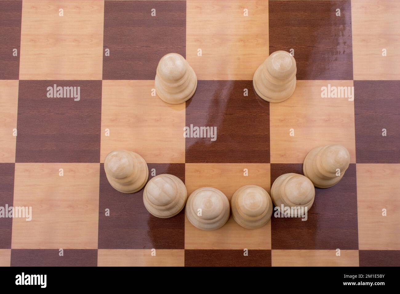 Chess board with chess pieces on it Stock Photo - Alamy