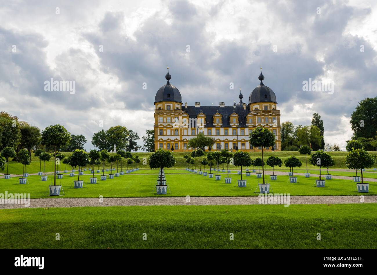 Schloss seehof castle palace seehof hi-res stock photography and images ...