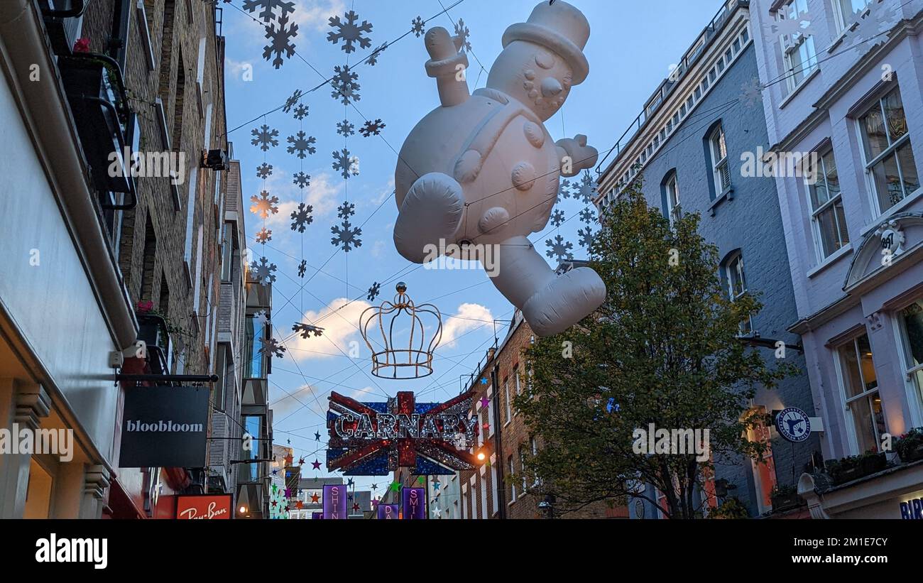 Carnaby street christmas tree hi-res stock photography and images - Alamy