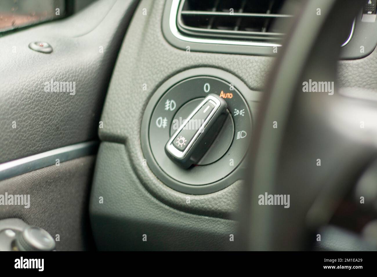 Dashboard rev counter hi-res stock photography and images - Alamy