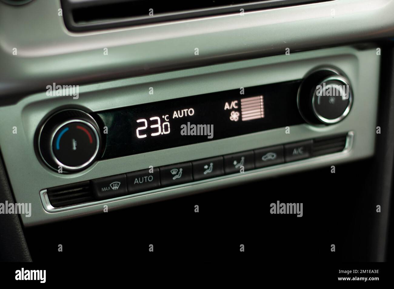 Odometer hi-res stock photography and images - Alamy