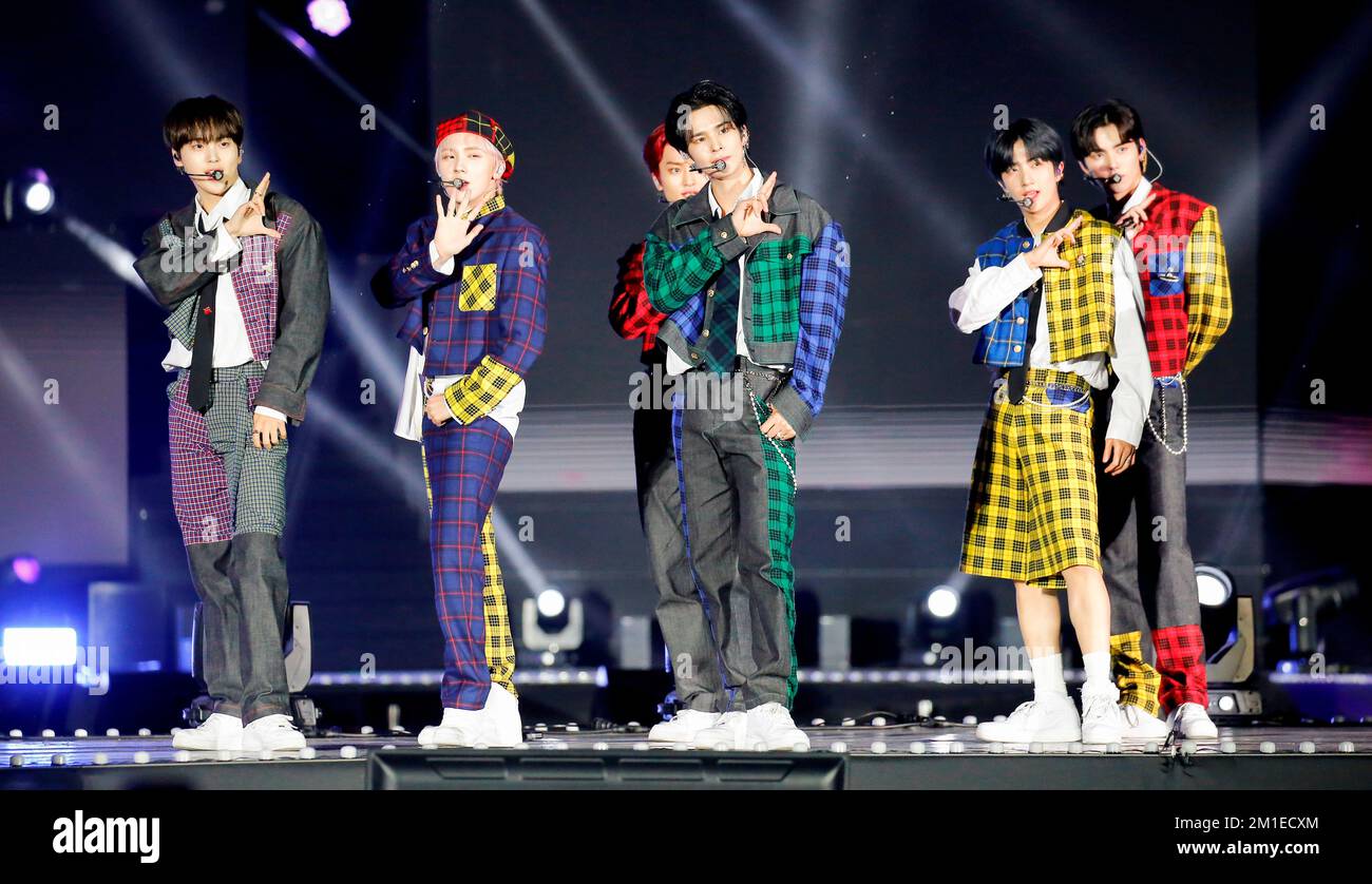 CRAVITY, Oct 7, 2022 : K-pop boy group CRAVITY performs during the-K ...