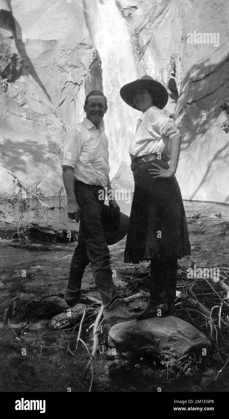 Filming hollywood western Black and White Stock Photos & Images - Alamy