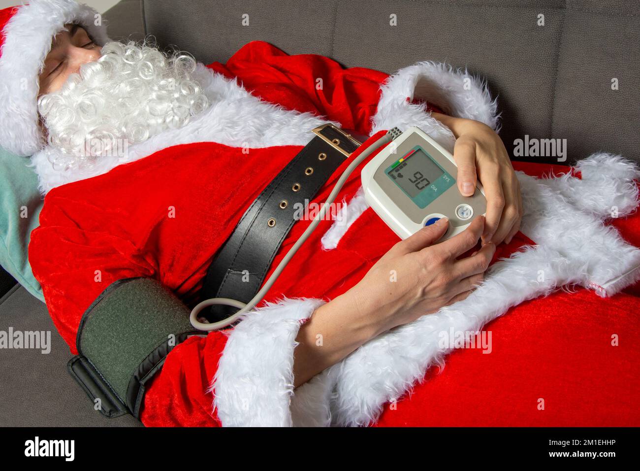 Sick santa claus hi-res stock photography and images - Alamy