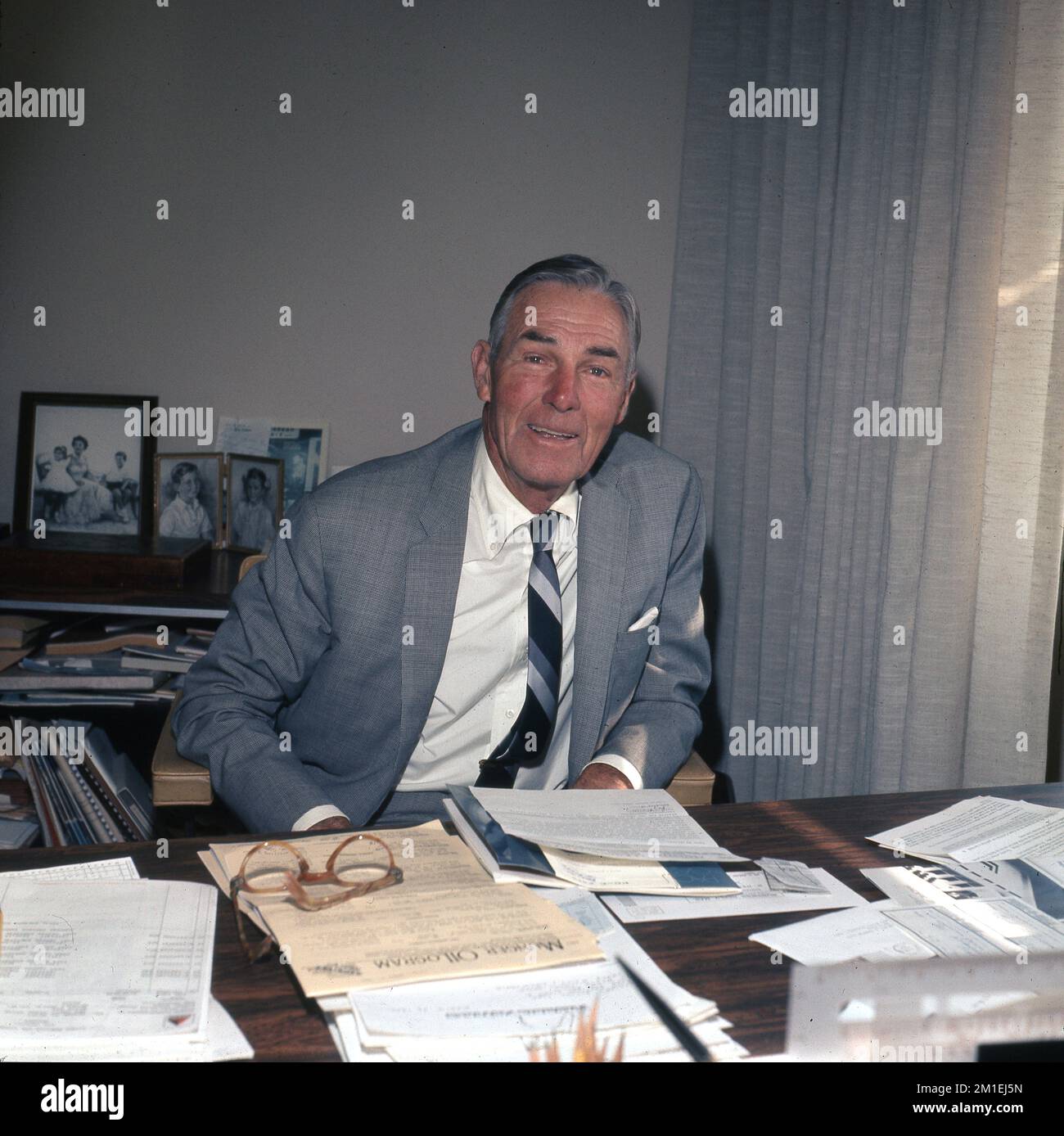 Actor randolph scott hi-res stock photography and images - Alamy