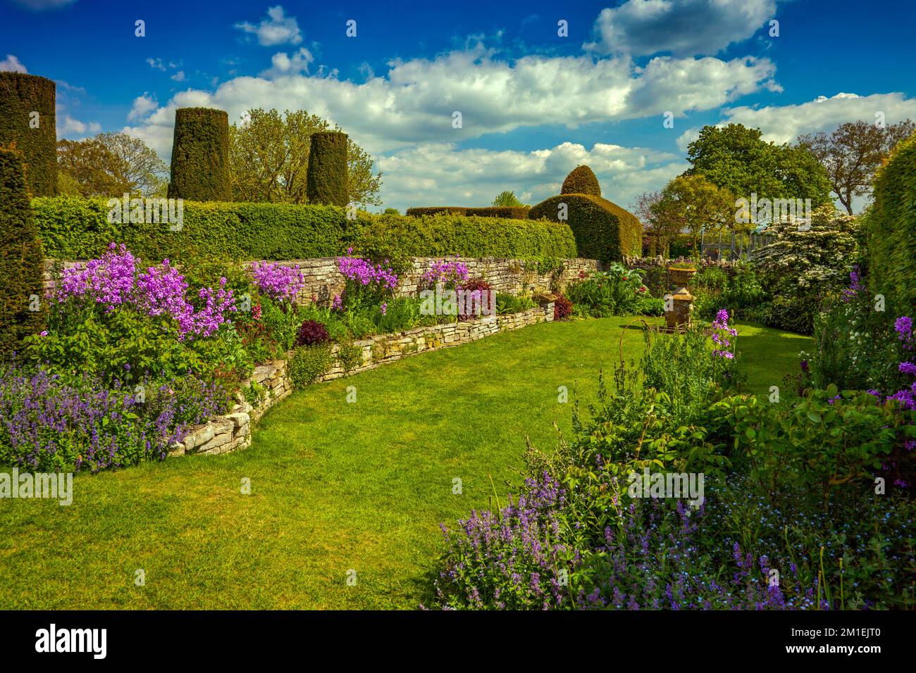 Lytes cary manor england hi-res stock photography and images - Alamy
