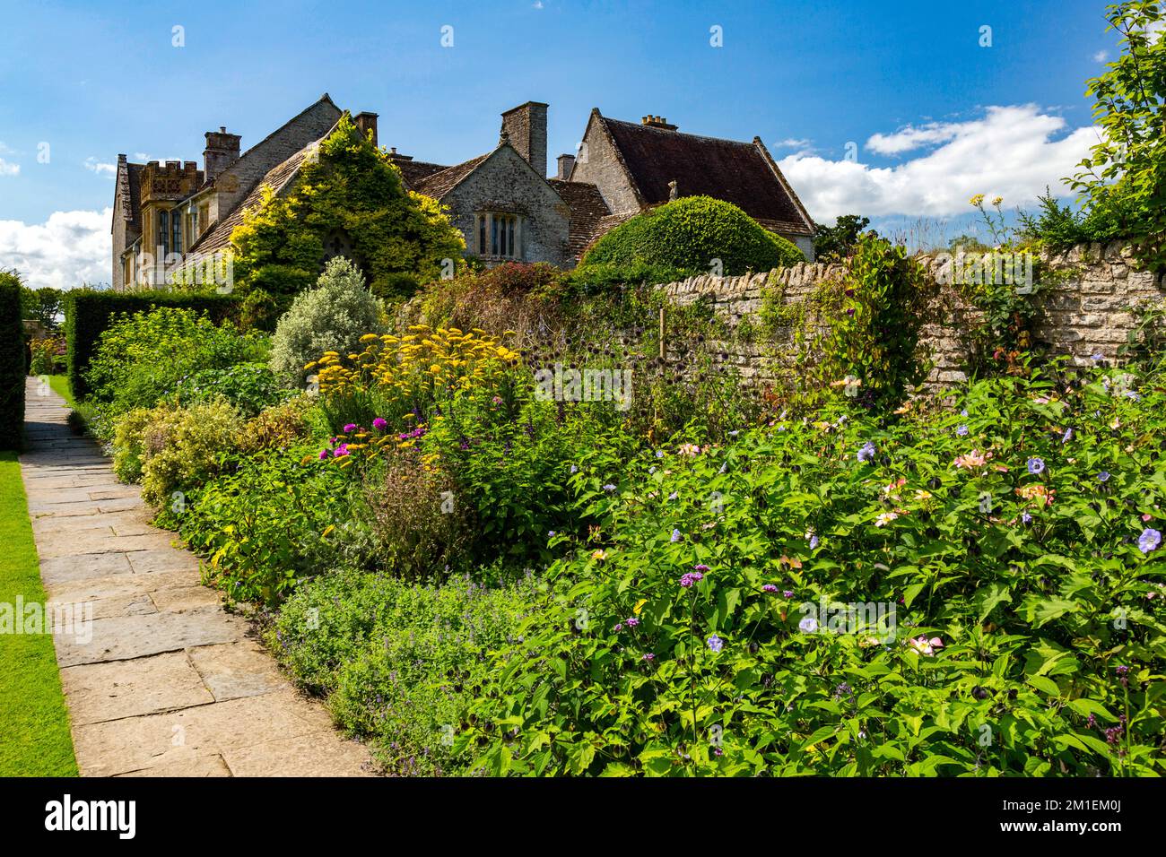 Lytes cary manor england hi-res stock photography and images - Alamy