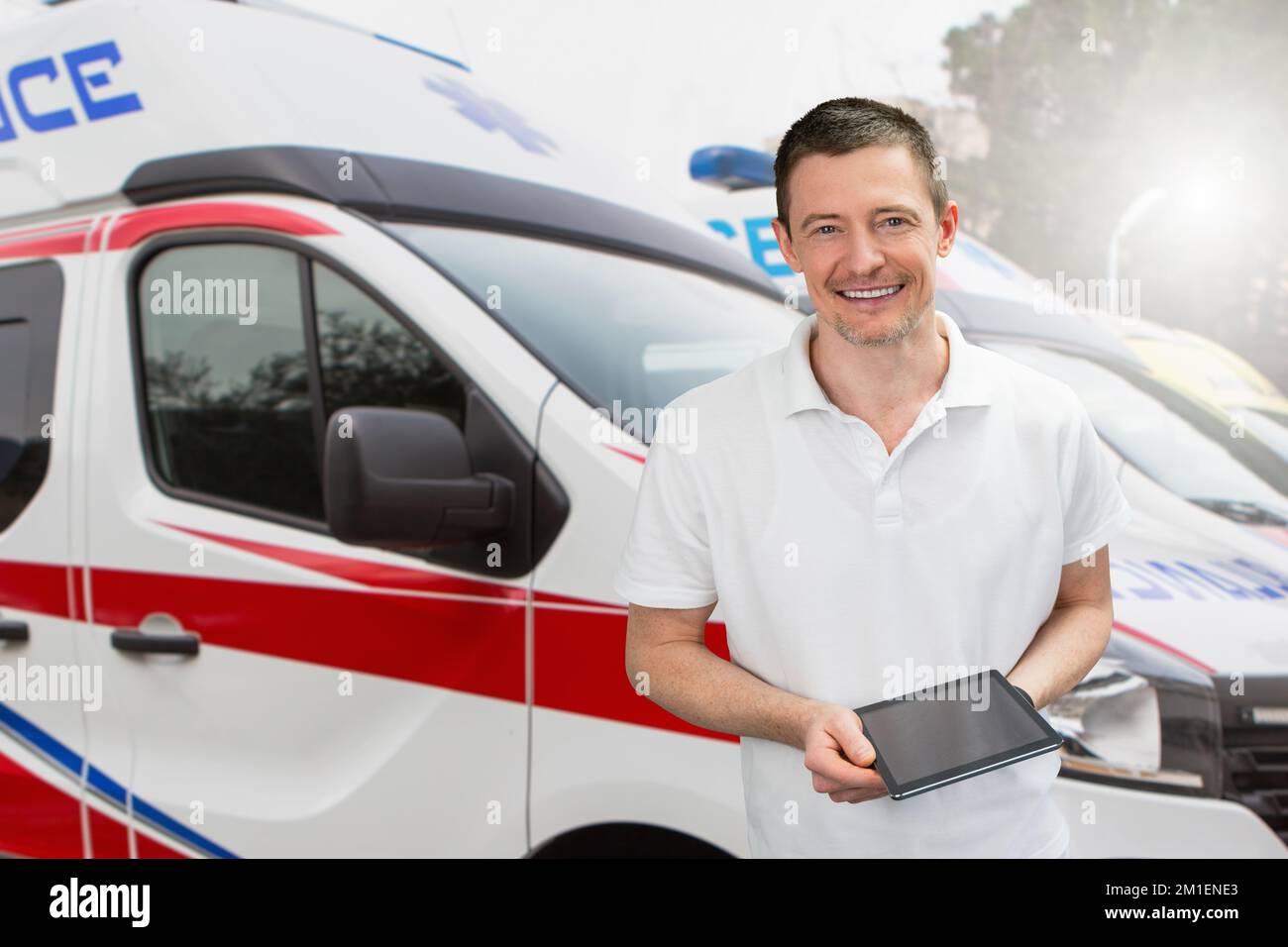 Ambulance ambulance man hi-res stock photography and images - Alamy