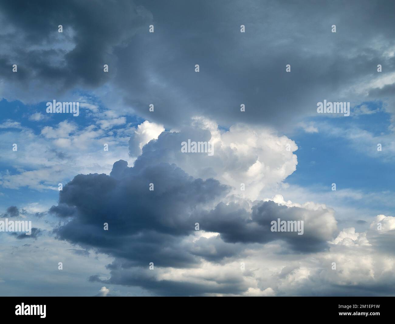Rolls and layers of cloud Stock Photo - Alamy
