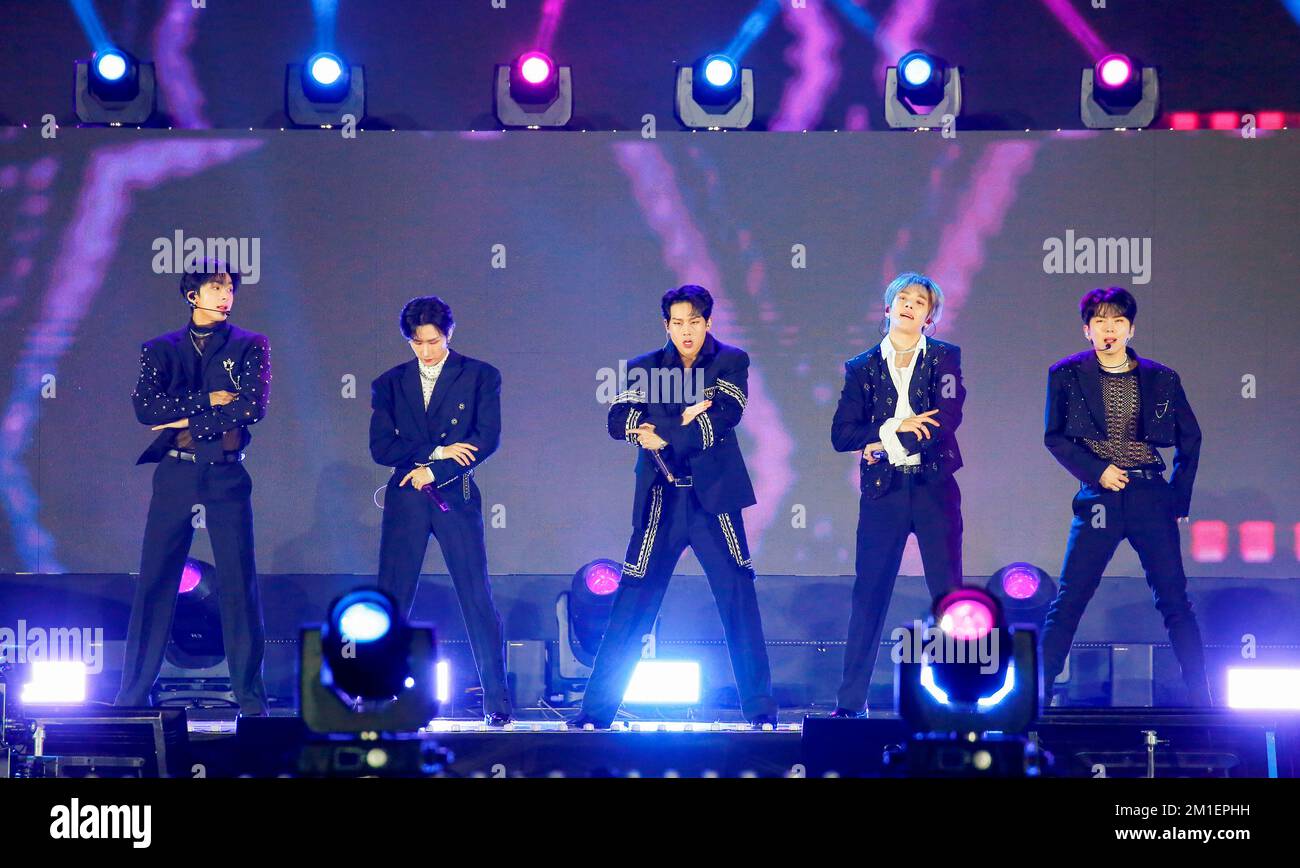 Monsta X, Oct 7, 2022 : K-pop boy group Monsta X performs during the-K ...