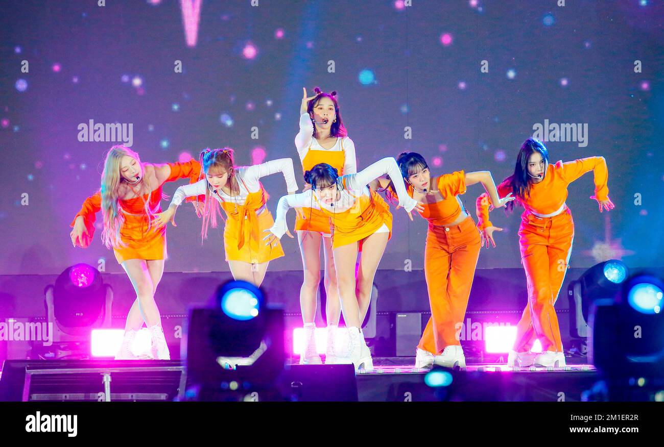 STAYC, Oct 7, 2022 : K-pop girl group STAYC performs during the-K ...