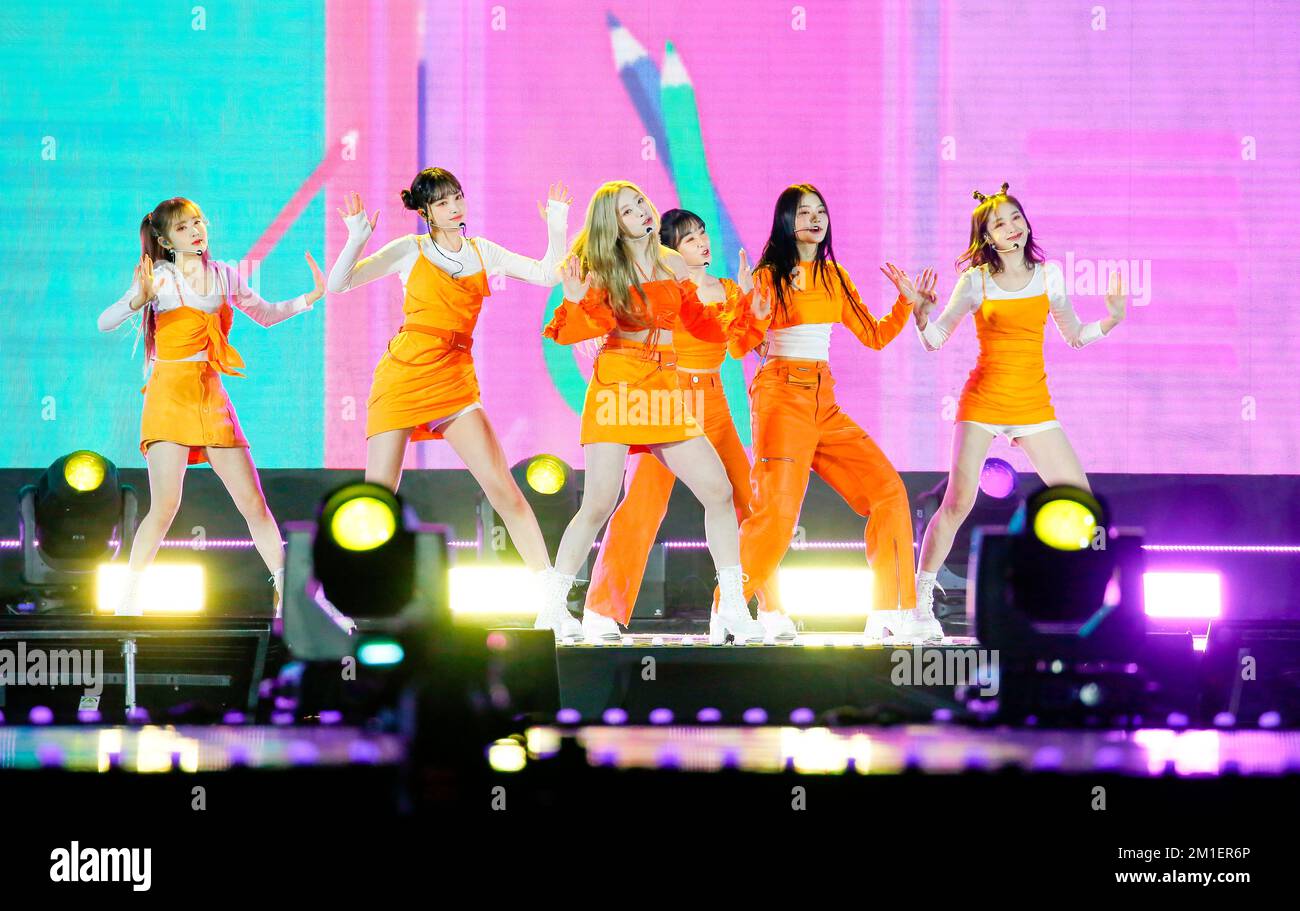 STAYC, Oct 7, 2022 : K-pop girl group STAYC performs during the-K ...