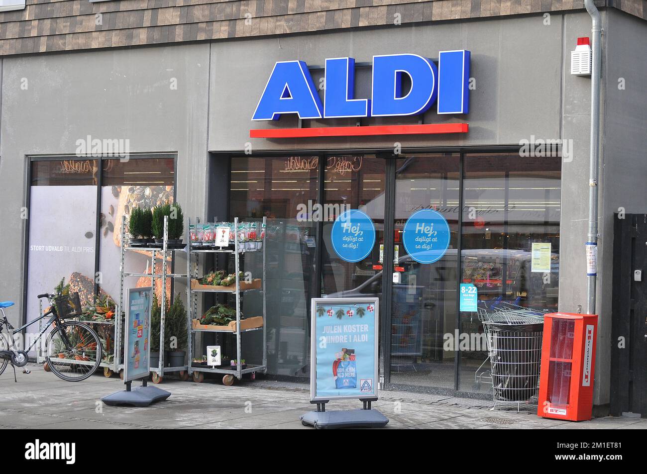 Copenhagen/Denmark/12 December 2022/ Deutsche Aldi grocery store in ...