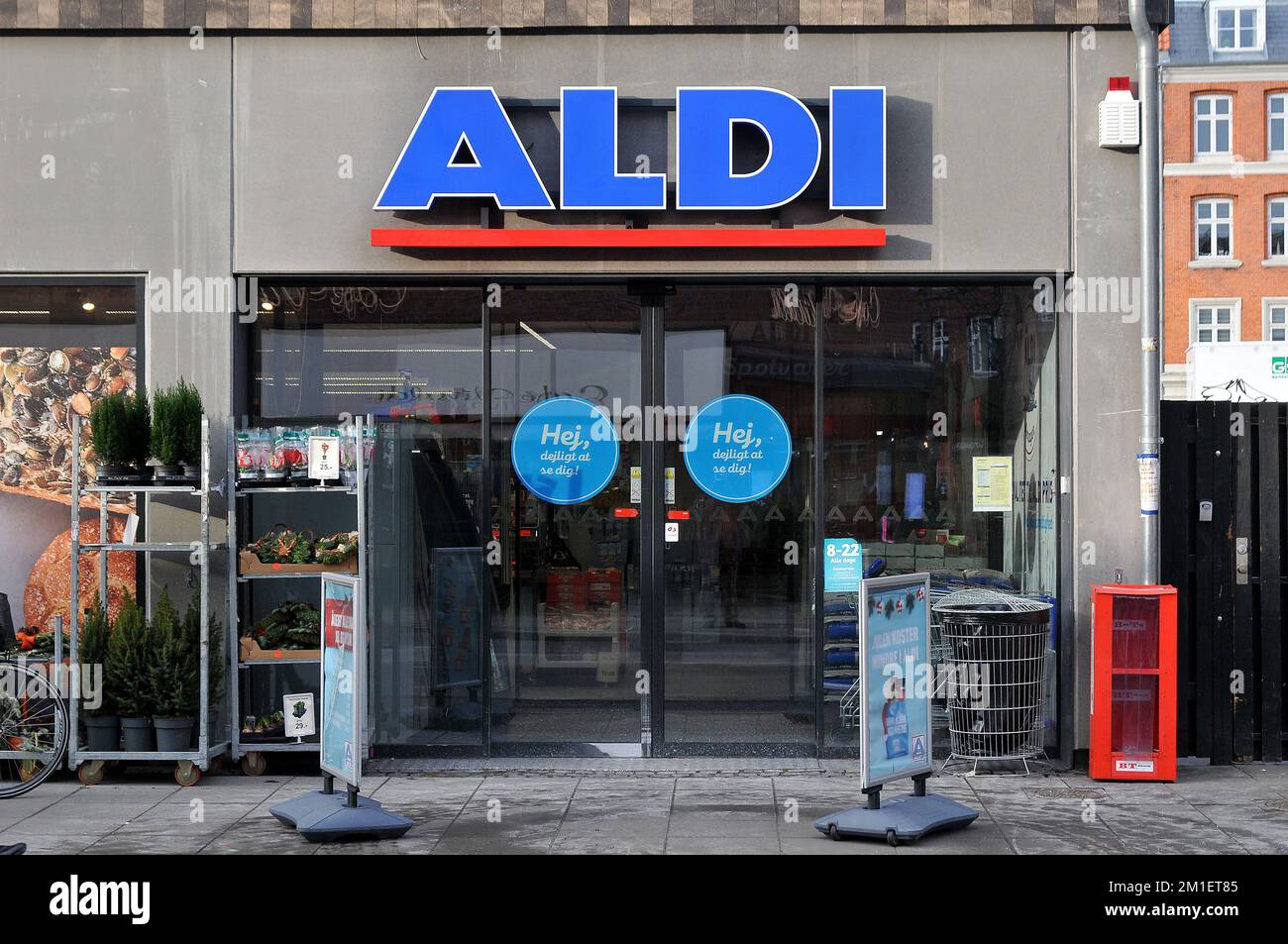 Copenhagen/Denmark/12 December 2022/ Deutsche Aldi grocery store in ...