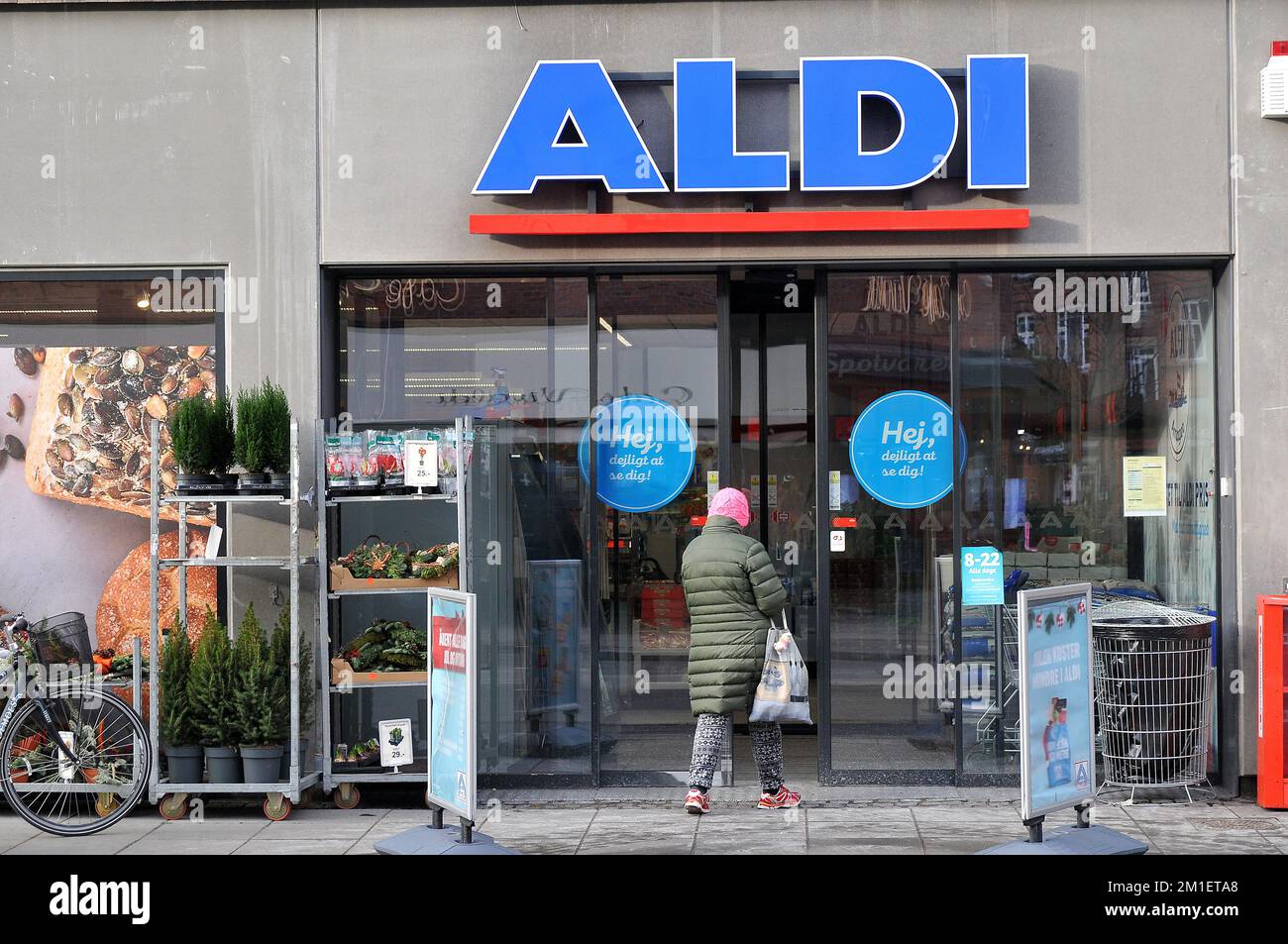 Copenhagen/Denmark/12 December 2022/ Deutsche Aldi grocery store in ...