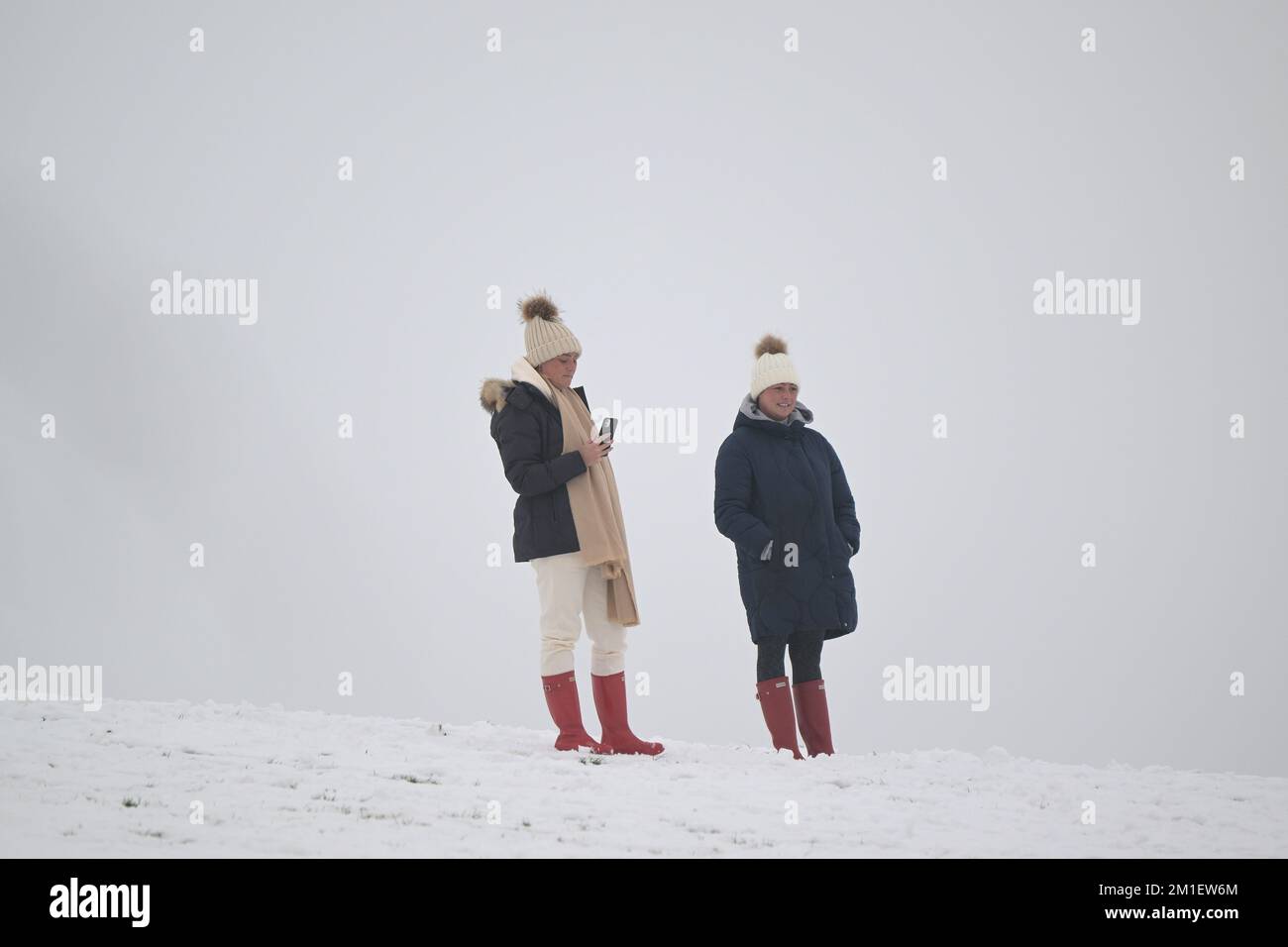 Chadwell St Mary Essex, UK. 12th Dec, 2022. Parents and children alike ...