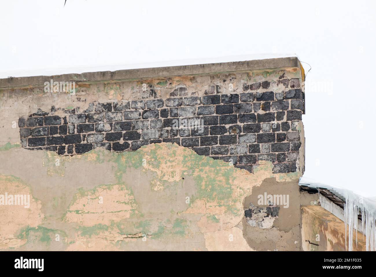 Burnt bricks hi-res stock photography and images - Alamy