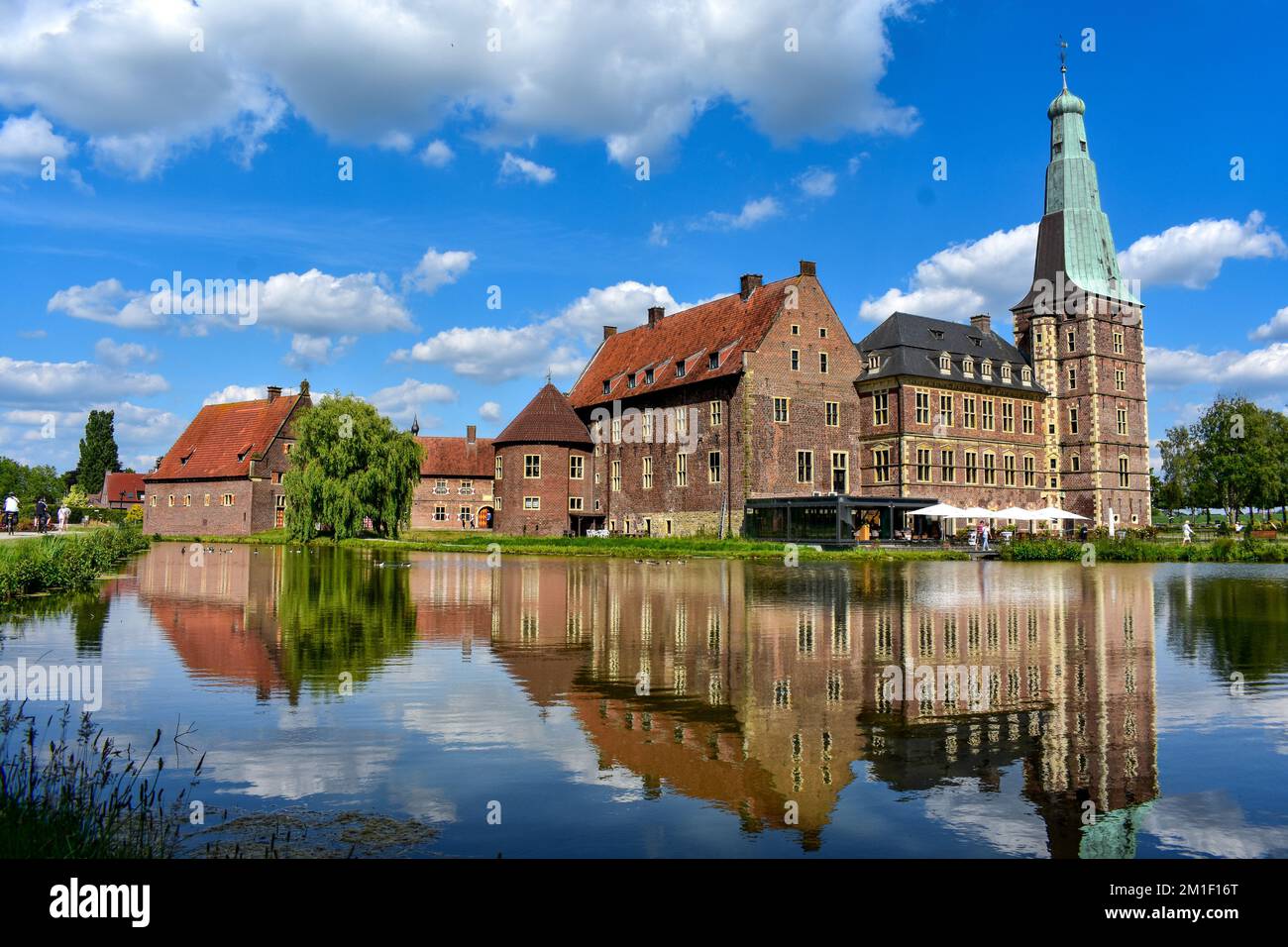Schloss raesfeld hi-res stock photography and images - Alamy