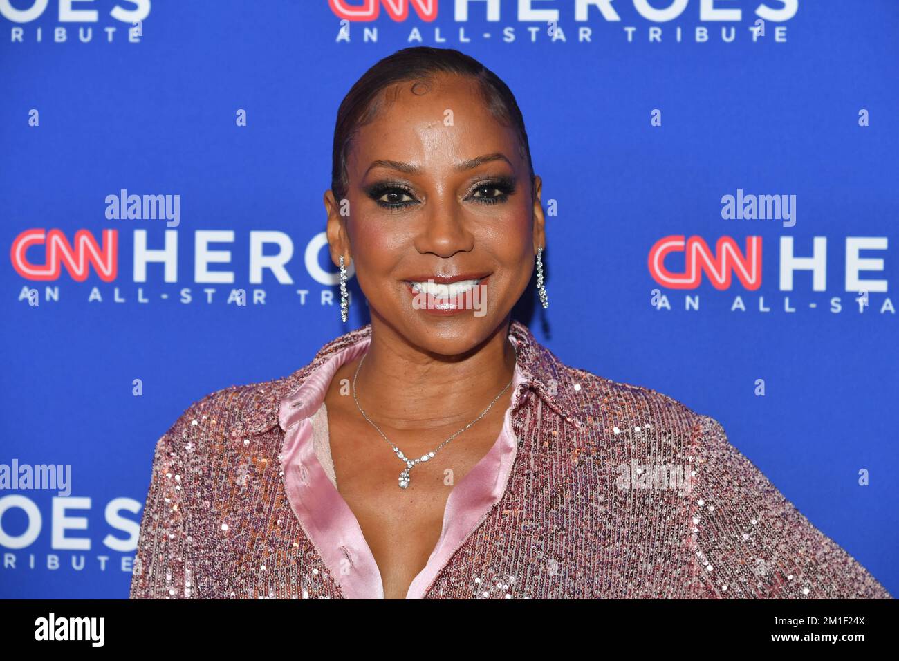 Holly Robinson Peete attends the 16th annual CNN Heroes: An All-Star ...