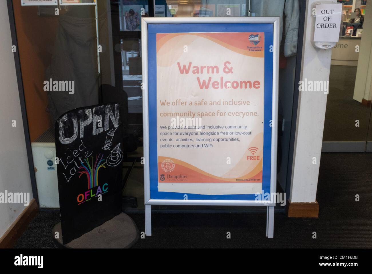 Library welcome sign safe space hi-res stock photography and images - Alamy