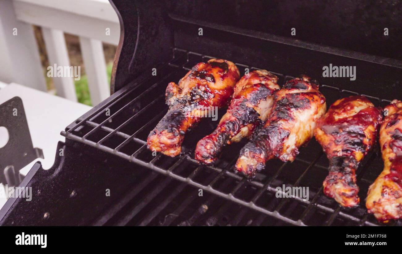 Preparing bbq sauce chicken hi-res stock photography and images - Alamy