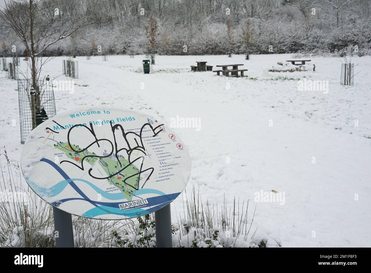 A snow-covered Montrose Pk on the 12-12-2022, in Barnet, London ...