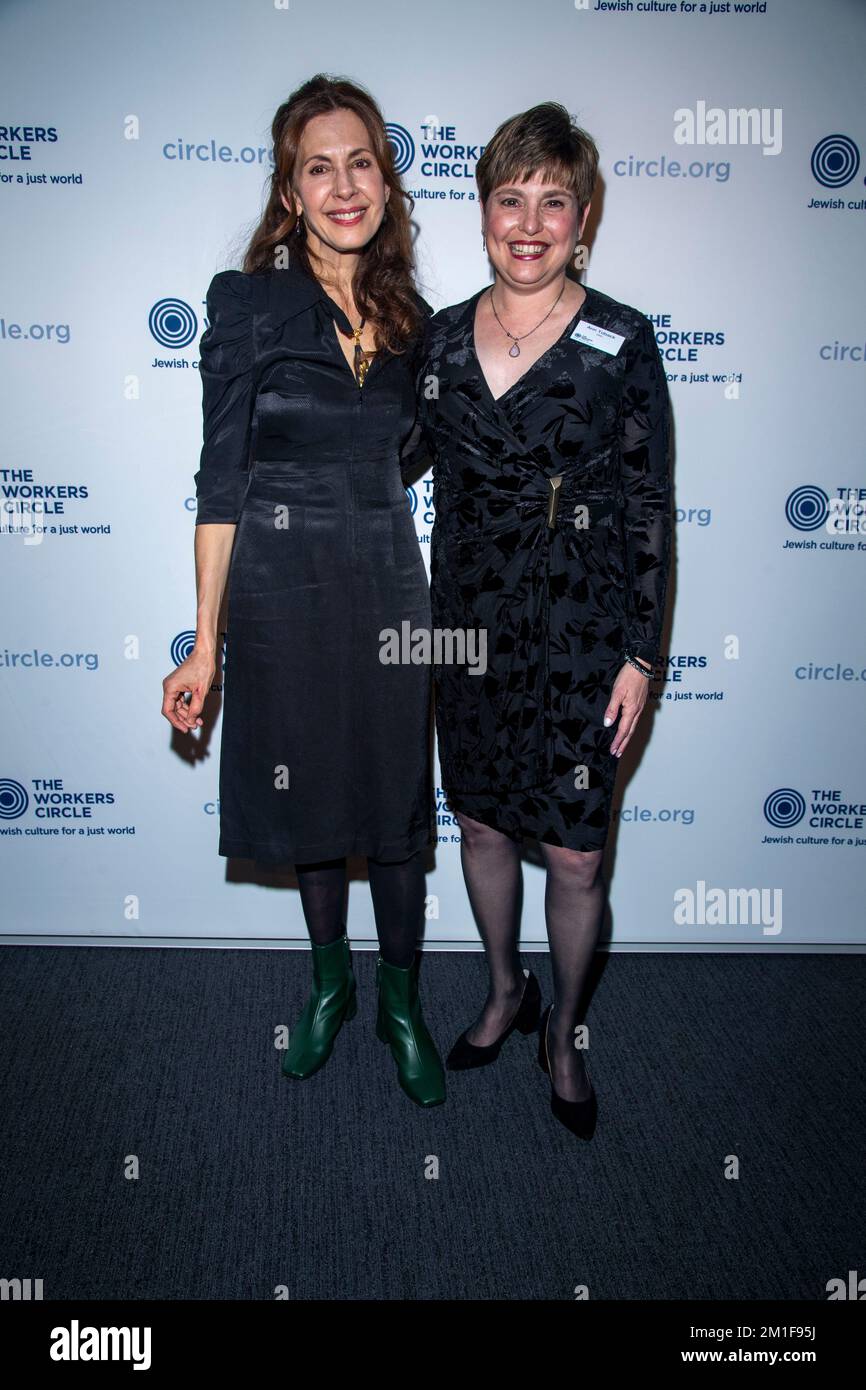 New York, United States. 05th Dec, 2022. Jessica Hecht and Ann Tobak ...