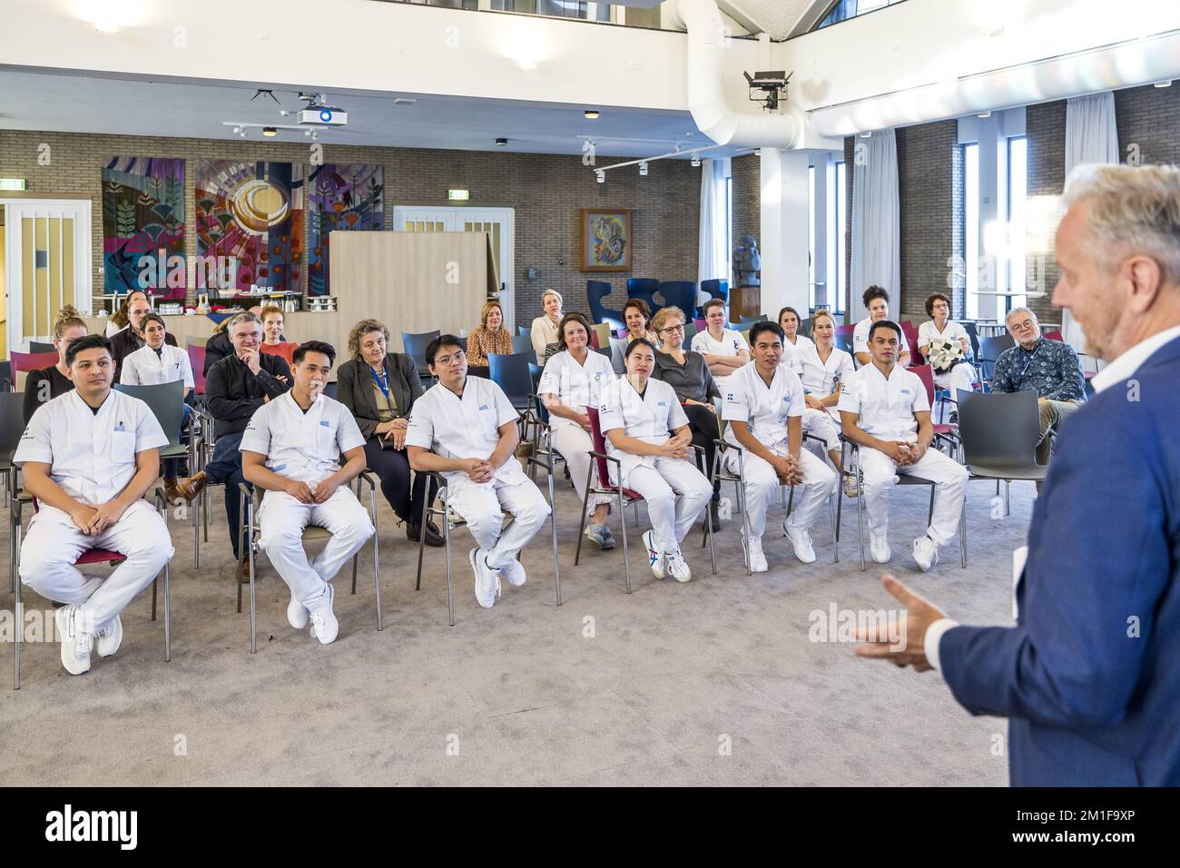 HEERLEN - Filipino nurses are welcomed by David Jongen in the ...