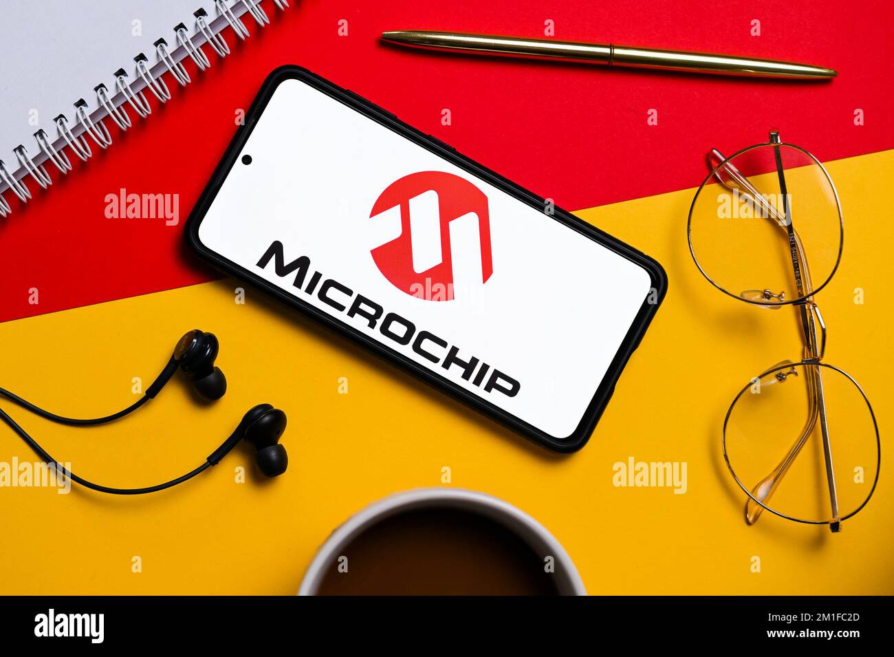 Microchip logo hi-res stock photography and images - Alamy