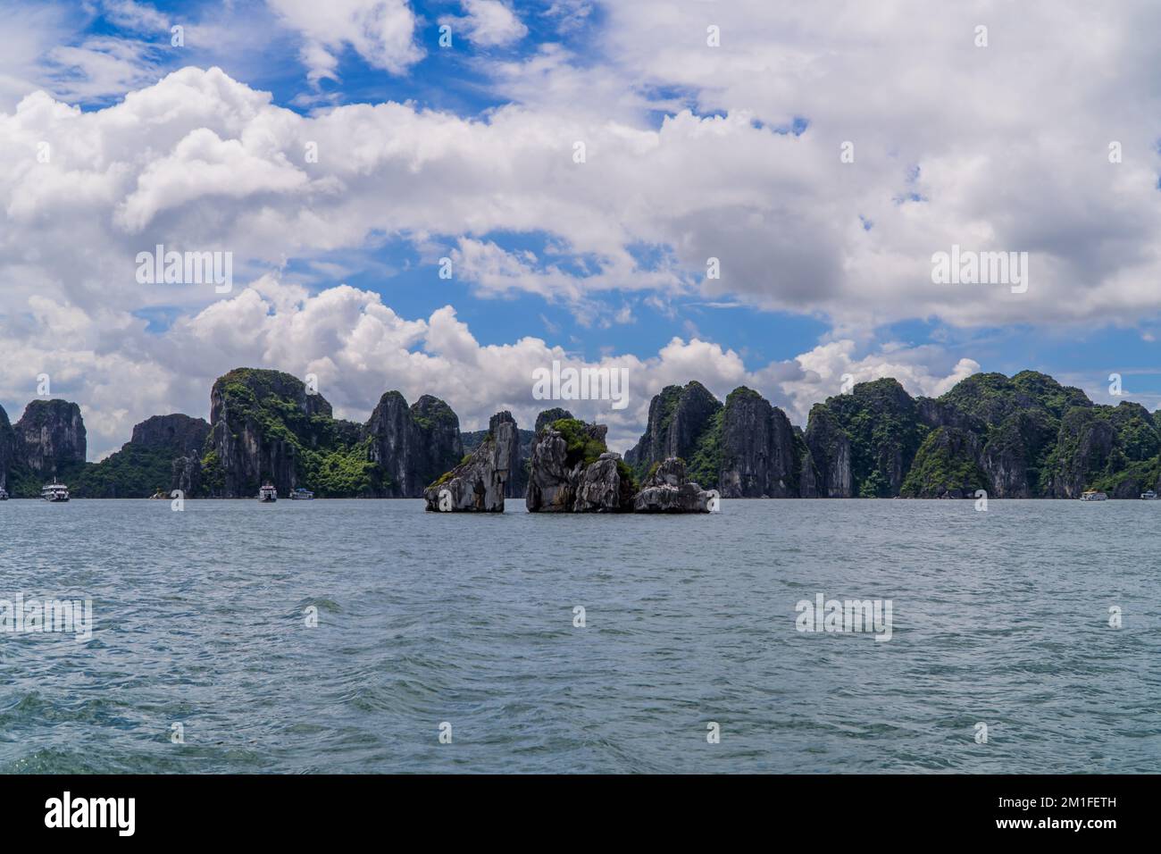 A panoramic view of the stunning landscapes in Ha Long Bay, Vietnam ...