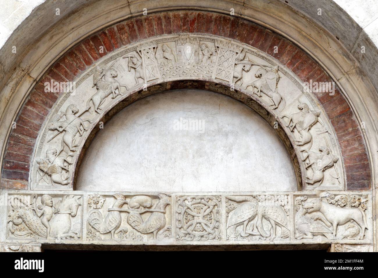 Porta della Pescheria (Modena Cathedral) - King Arthur and Yder ...