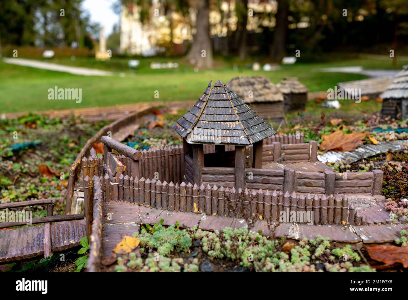 scale models of famous and historical buildings thru whole country (CTK ...