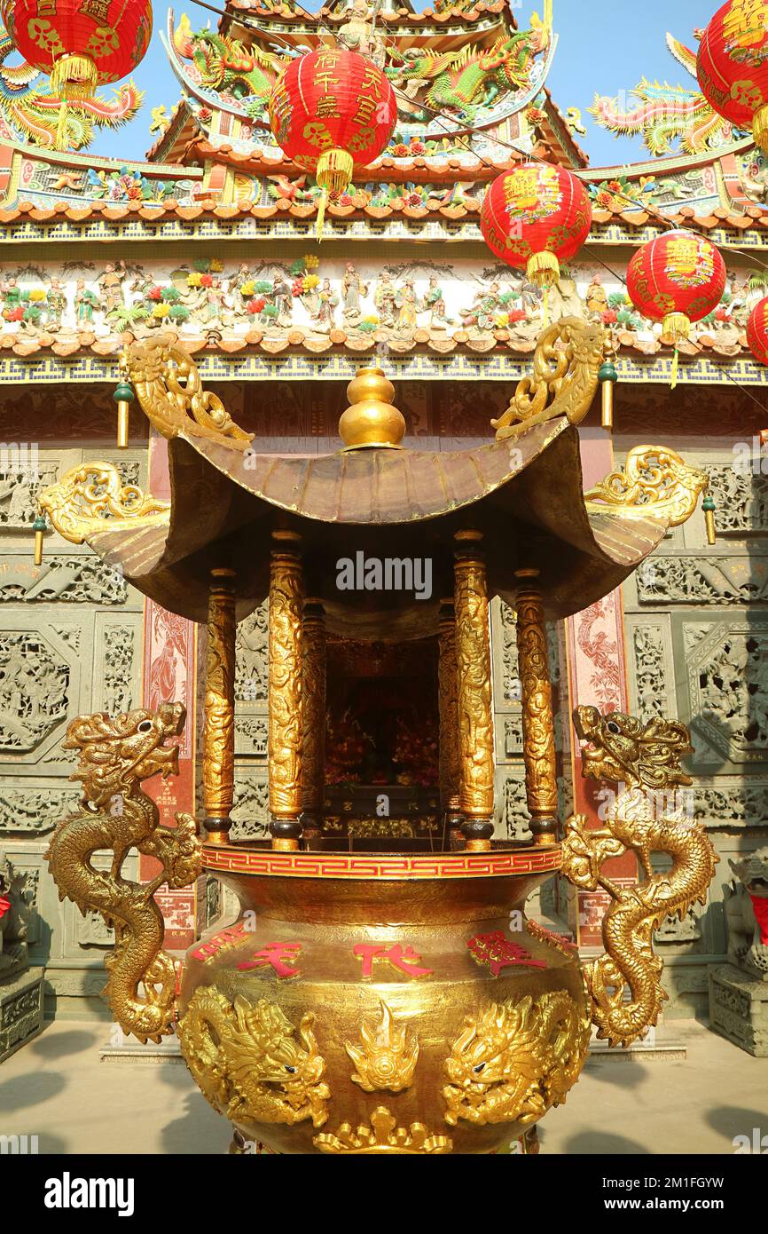 Stunning Ornate Golden Incense Burner in the Courtyard of Chinese ...
