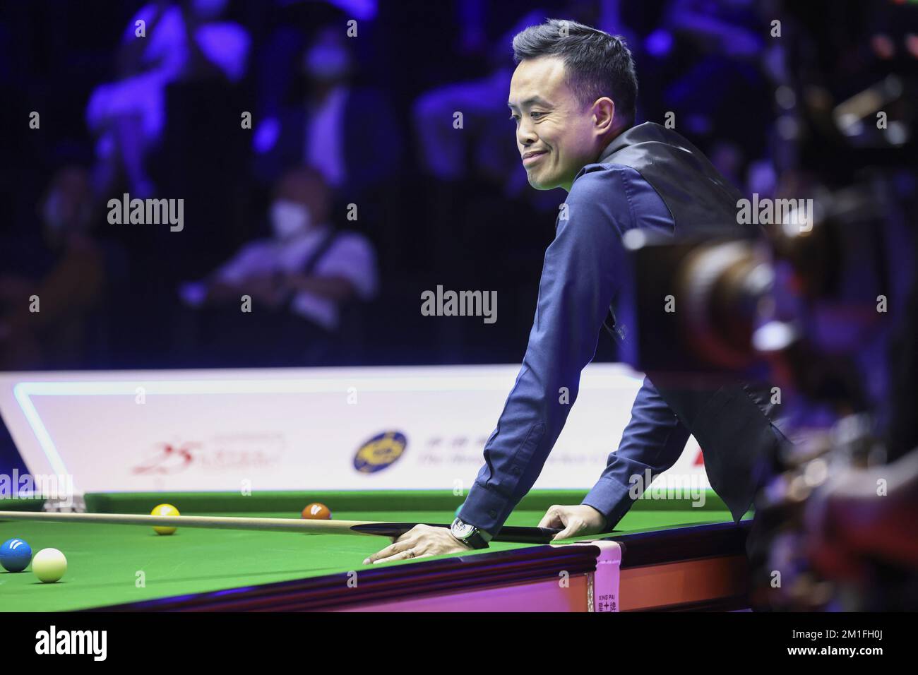 Hong KongHH Marco Fu Ka-chun reacts against BritainHH Ronnie O'Sullivan ...