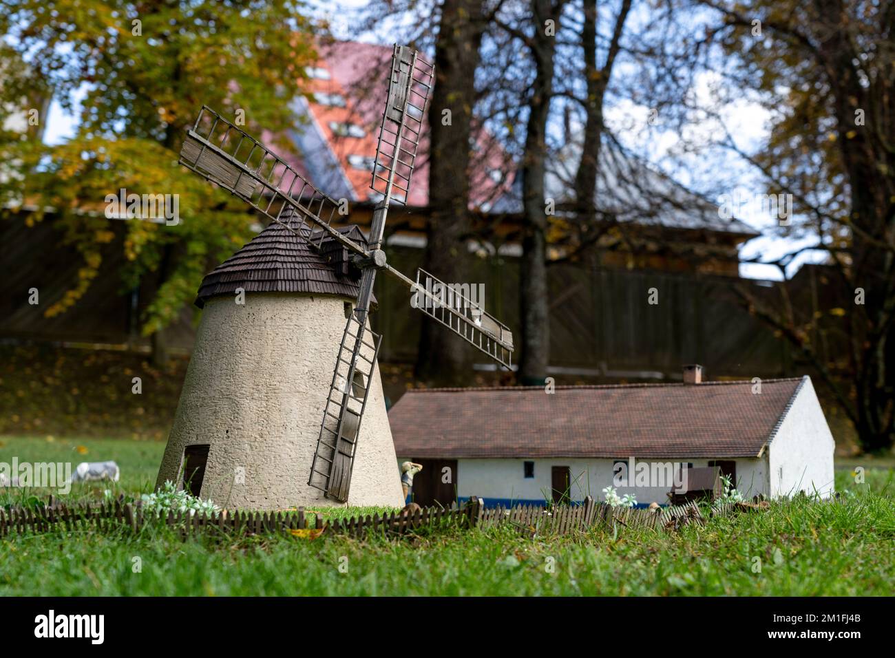 scale models of famous and historical buildings thru whole country (CTK ...