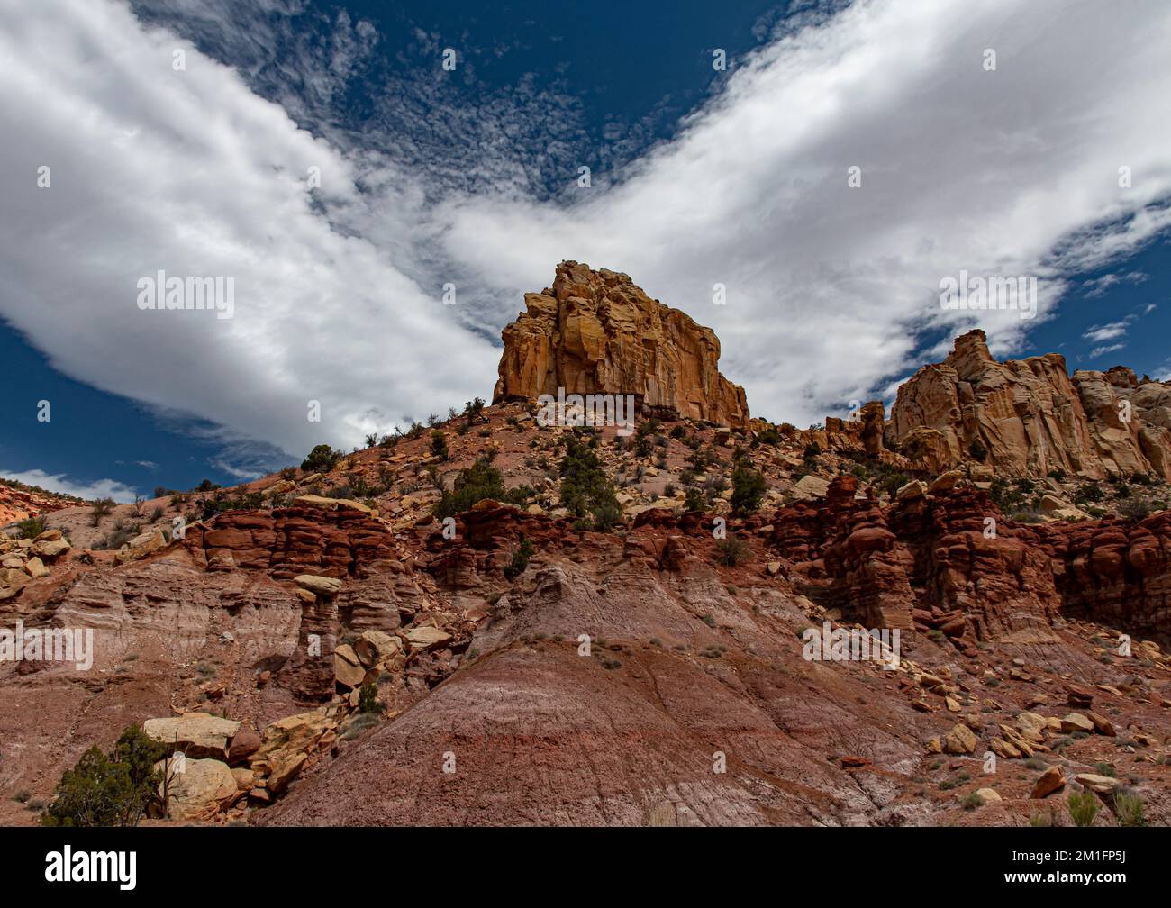 Stone rock layer texture patterns textures hi-res stock photography and ...