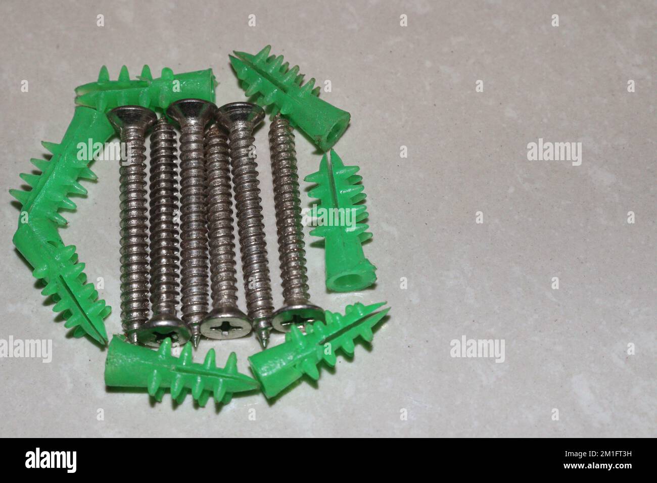 Plastic Self Drilling Drywall Anchors with Phillips Flat Head Self ...