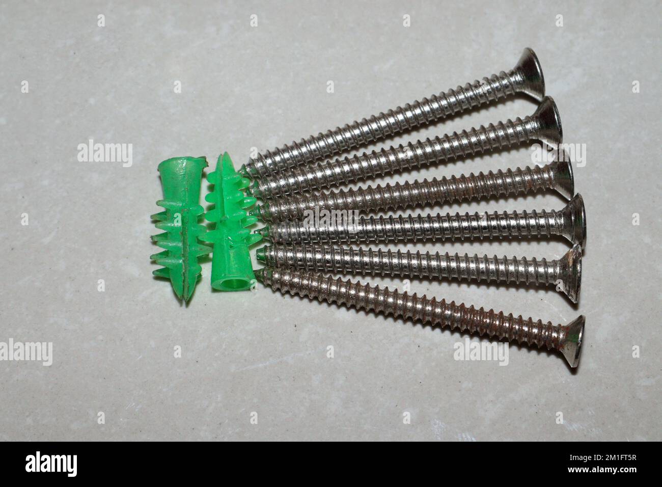 Plastic Self Drilling Drywall Anchors with Phillips Flat Head Self ...