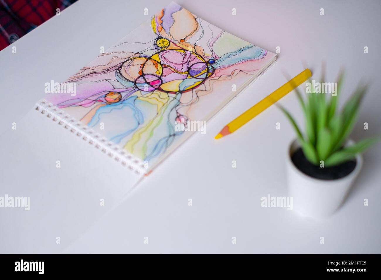 Abstract neurographic drawing with colored pencils. Colorful ...