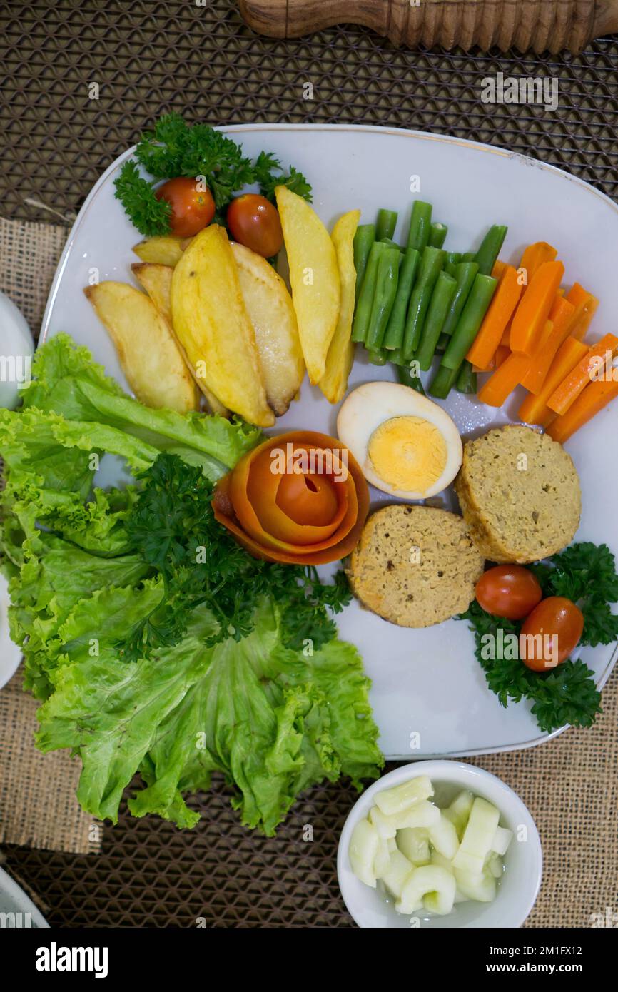 Indonesian Galantine food is a traditional Javanese dish that has ...