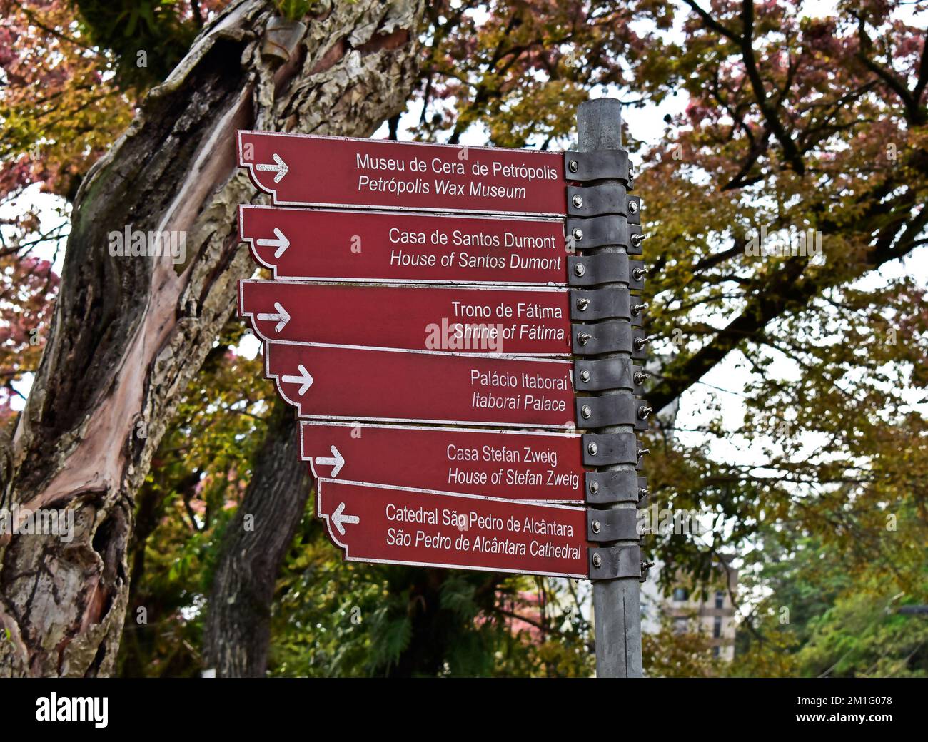 Rio tourist attraction sign hi-res stock photography and images - Alamy
