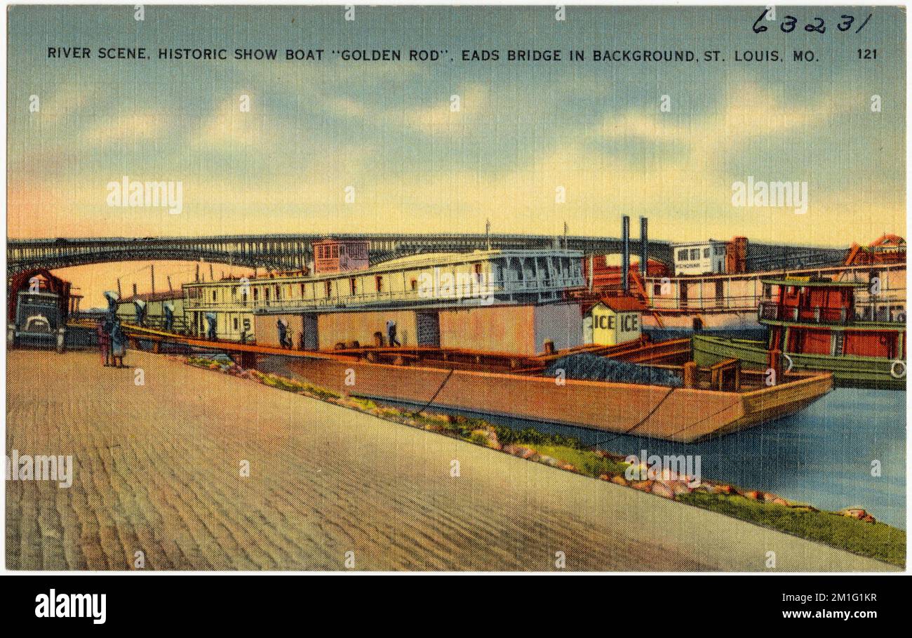 River scene, historic show boat 'Golden Rod', Eads in background, St ...