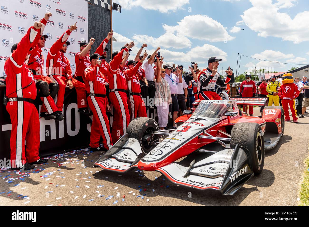 SCOTT MCLAUGHLIN (3) of Christchurch, New Zealand wins the Honda Indy ...