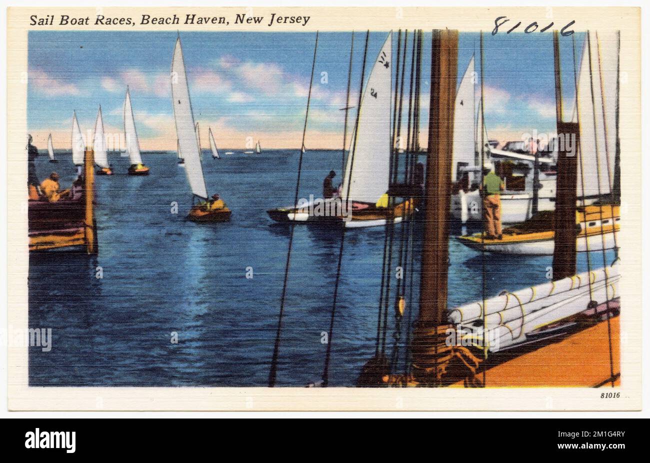 Boat boats beach beaches Cut Out Stock Images & Pictures - Alamy