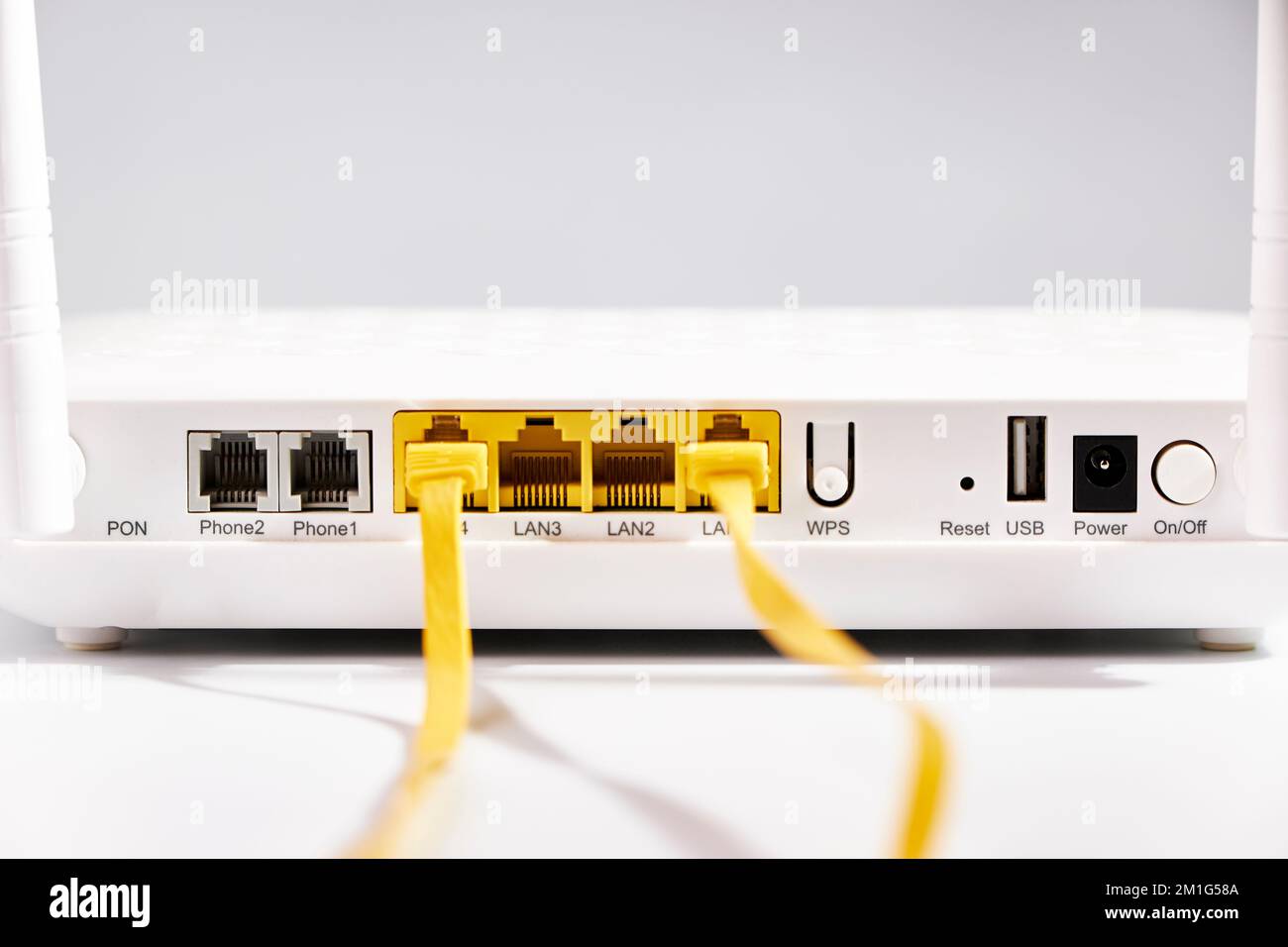 Gateway internet access service hi-res stock photography and images - Alamy