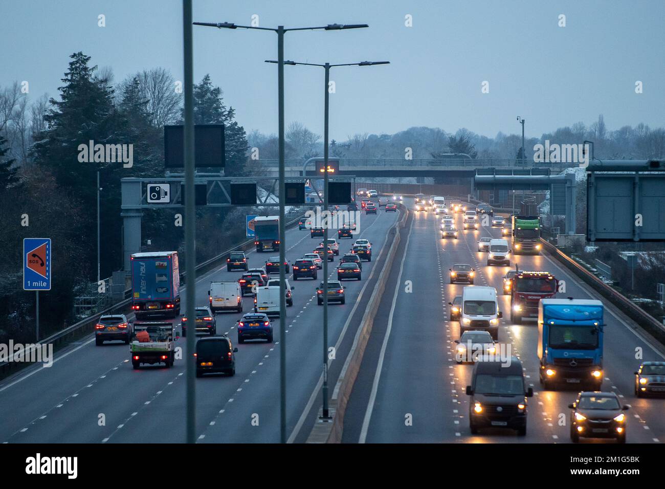 Taplow, Buckinghamshire, UK. 12th December, 2022. The M4 Smart Motorway ...
